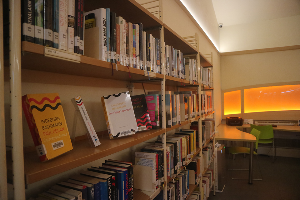 Berkunjung ke Perpustakaan Goethe Institute